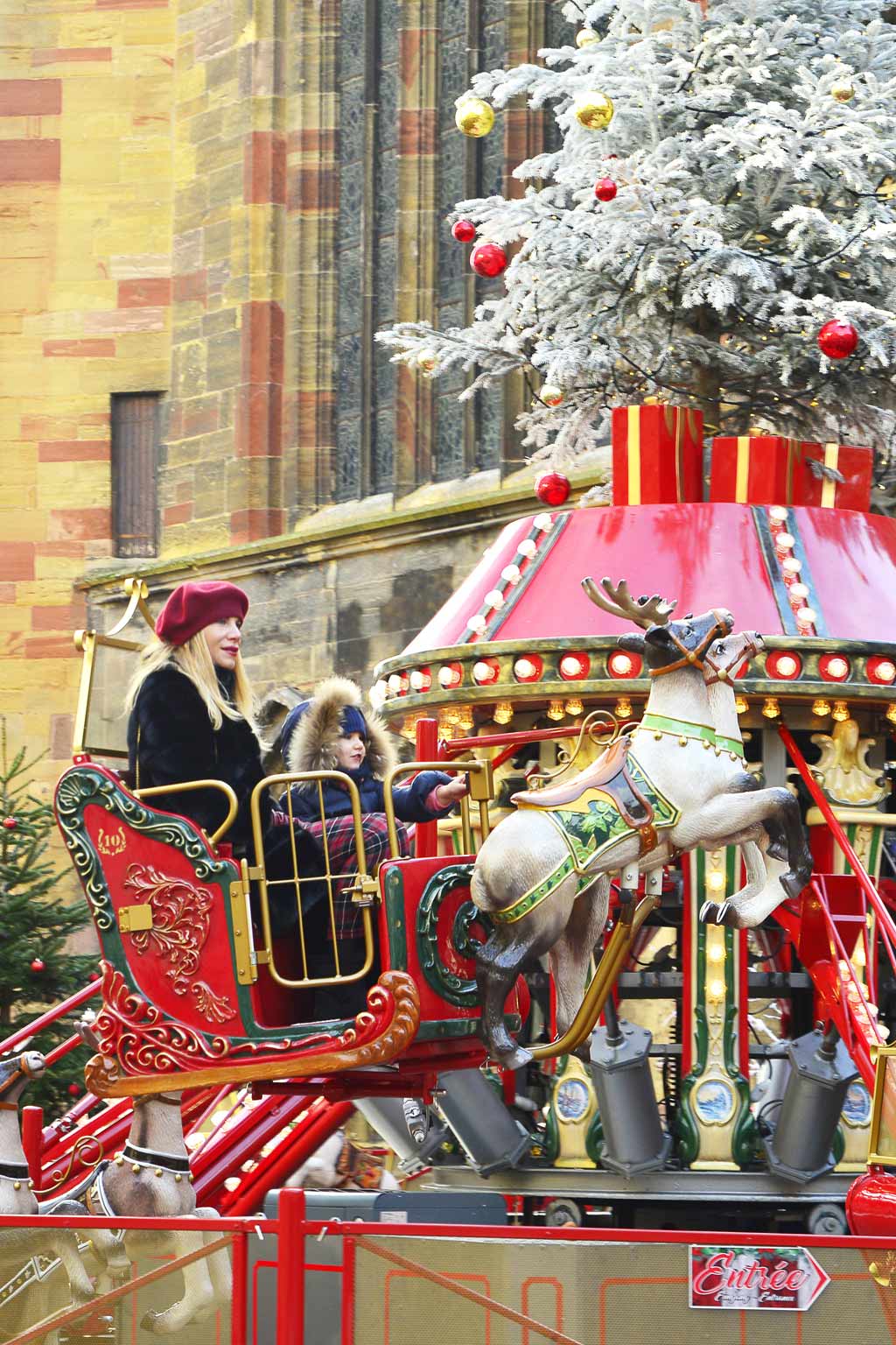 Concept1900 - Fabricant de carrousel en France